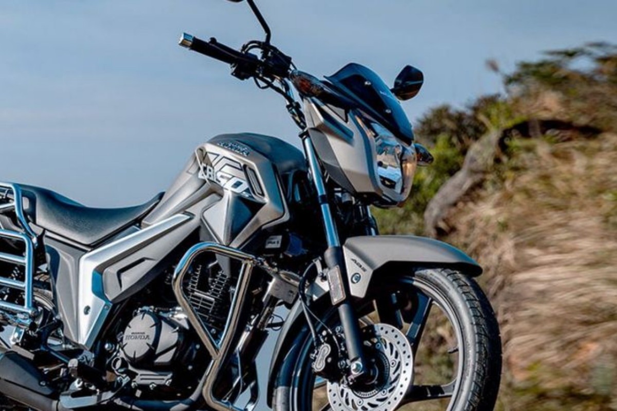 Honda Luncurkan Motor Baru dari Keluarga CB Series ala Motor Streetfighter