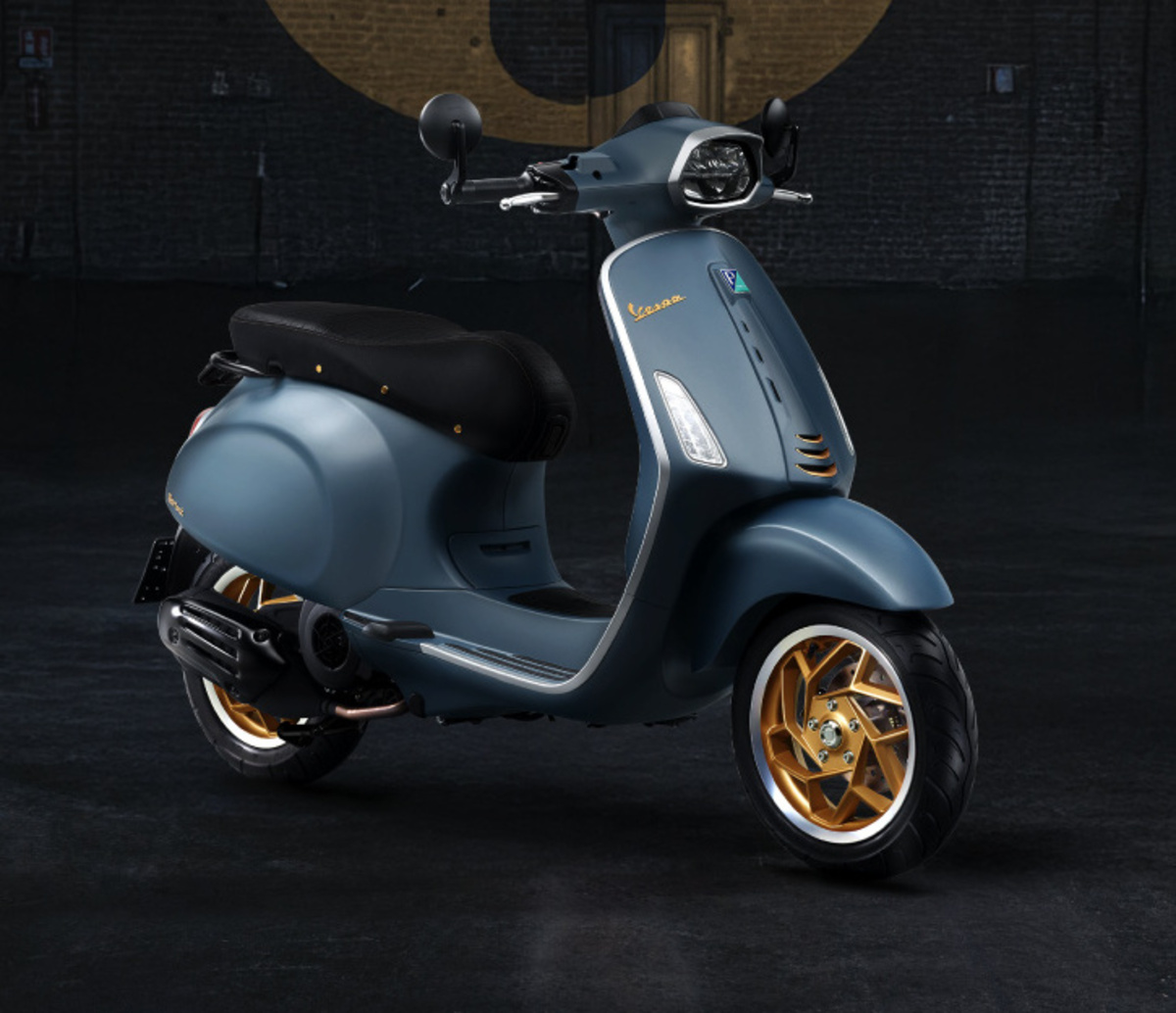 Limited Edition! Vespa Officina 8 Hadirkan Nuansa Vintage dan Sporty ...