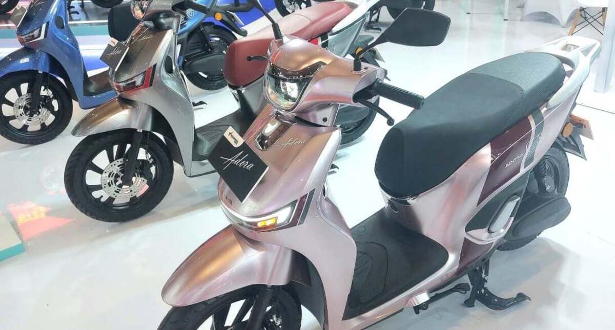 Spesifikasi dan Harga Adora EV 2025, Motor Listrik Hemat untuk Harian