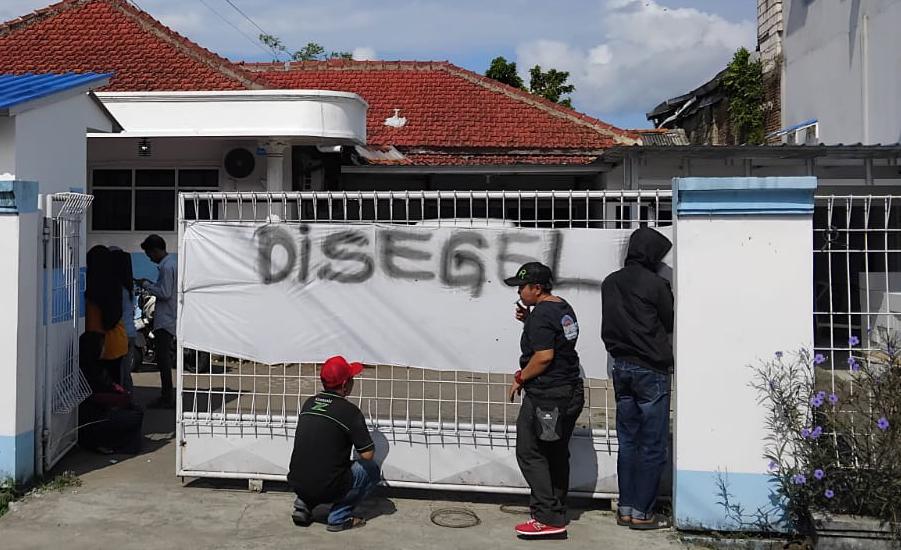 Relawan MBG Protes Manajemen, Dapur SPPG Gunungsimping 01 Cilacap Disegel
