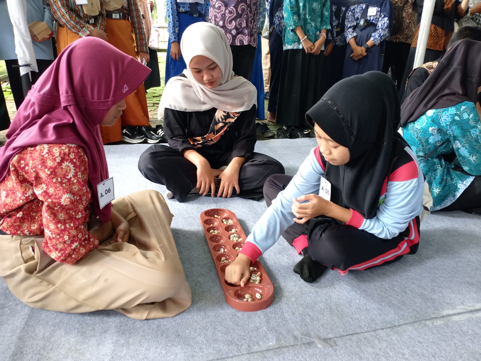 Permainan Tradisional Anak Semakin Tergerus Gawai, Pemkab Hidupkan Lagi ...