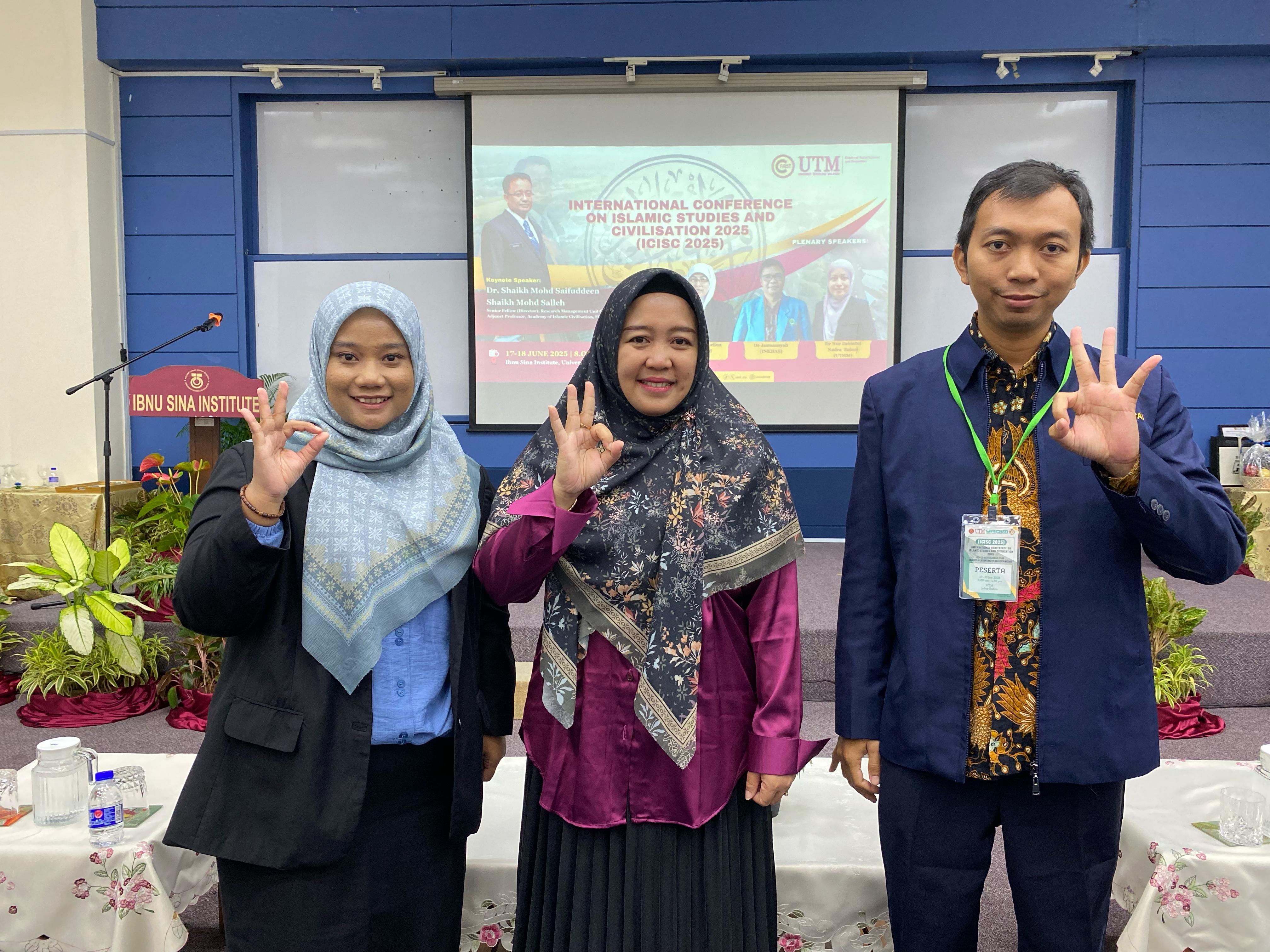 Dosen FAI UMP Torehkan Prestasi di Konferensi Internasional Johor