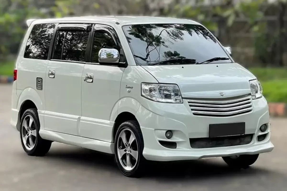 Harga Suzuki APV 2025: Mobil Serbaguna yang Siap Jadi Andalan Keluarga ...