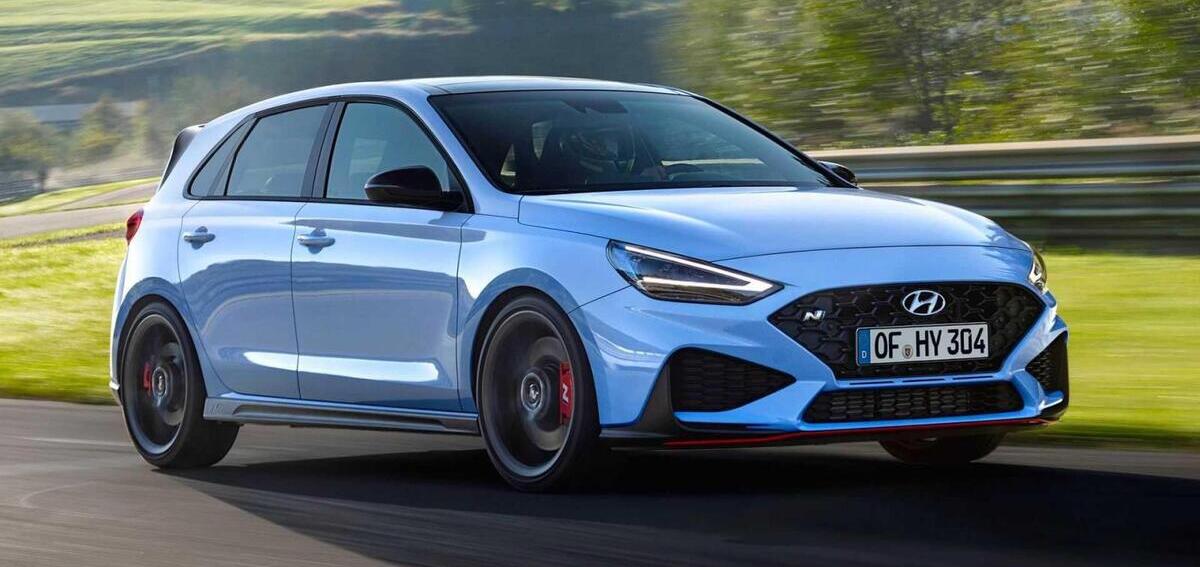 Hyundai i30: Hatchback Stylish yang Nyaman, Irit, dan Penuh Fitur
