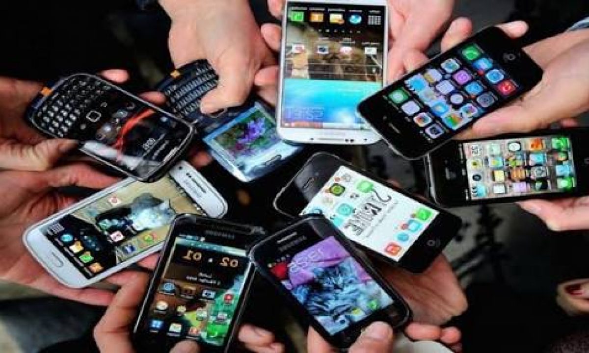 Lebih dari Alat Komunikasi, Handphone Punya Manfaat untuk Segala Aktivitas