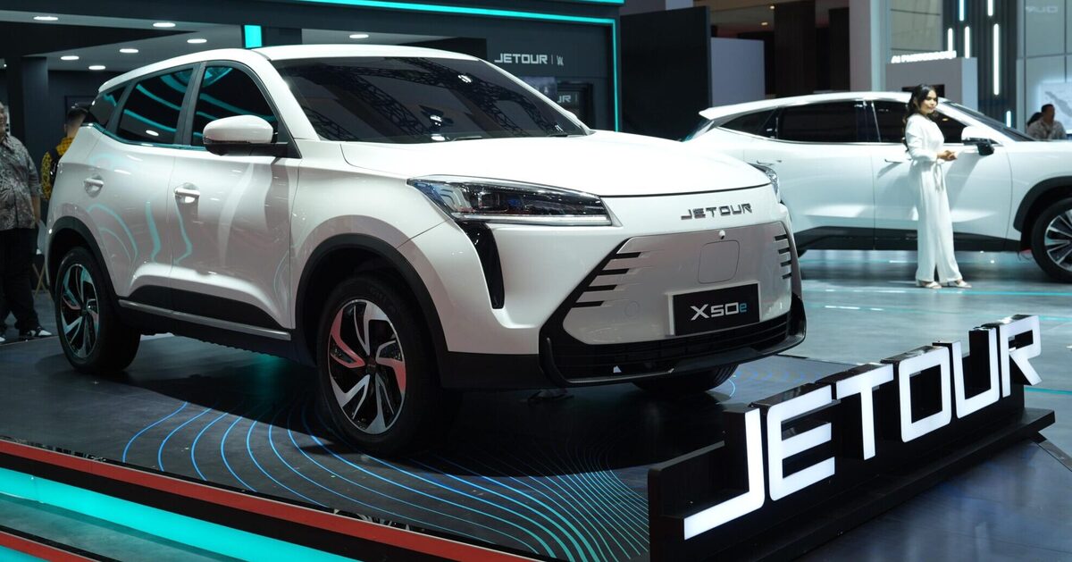 Jetour X50e Siap Menggebrak GIIAS 2025, SUV Listrik Kompak dengan Jarak Tempuh 400 Km