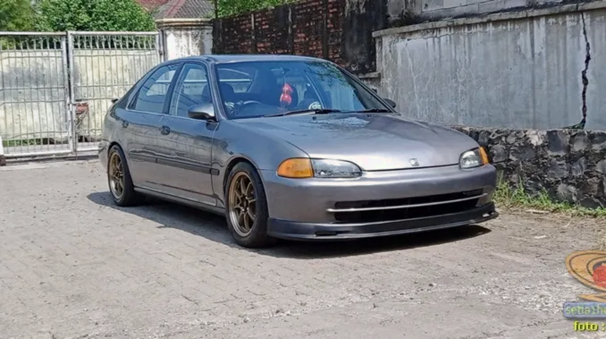 Spesifikasi dan Harga Honda Civic Genio, Sedan Klasik yang Masih Dicari ...